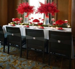 Romantic Table Decorating Ideas For Valentine's Day | 4 UR Break ...